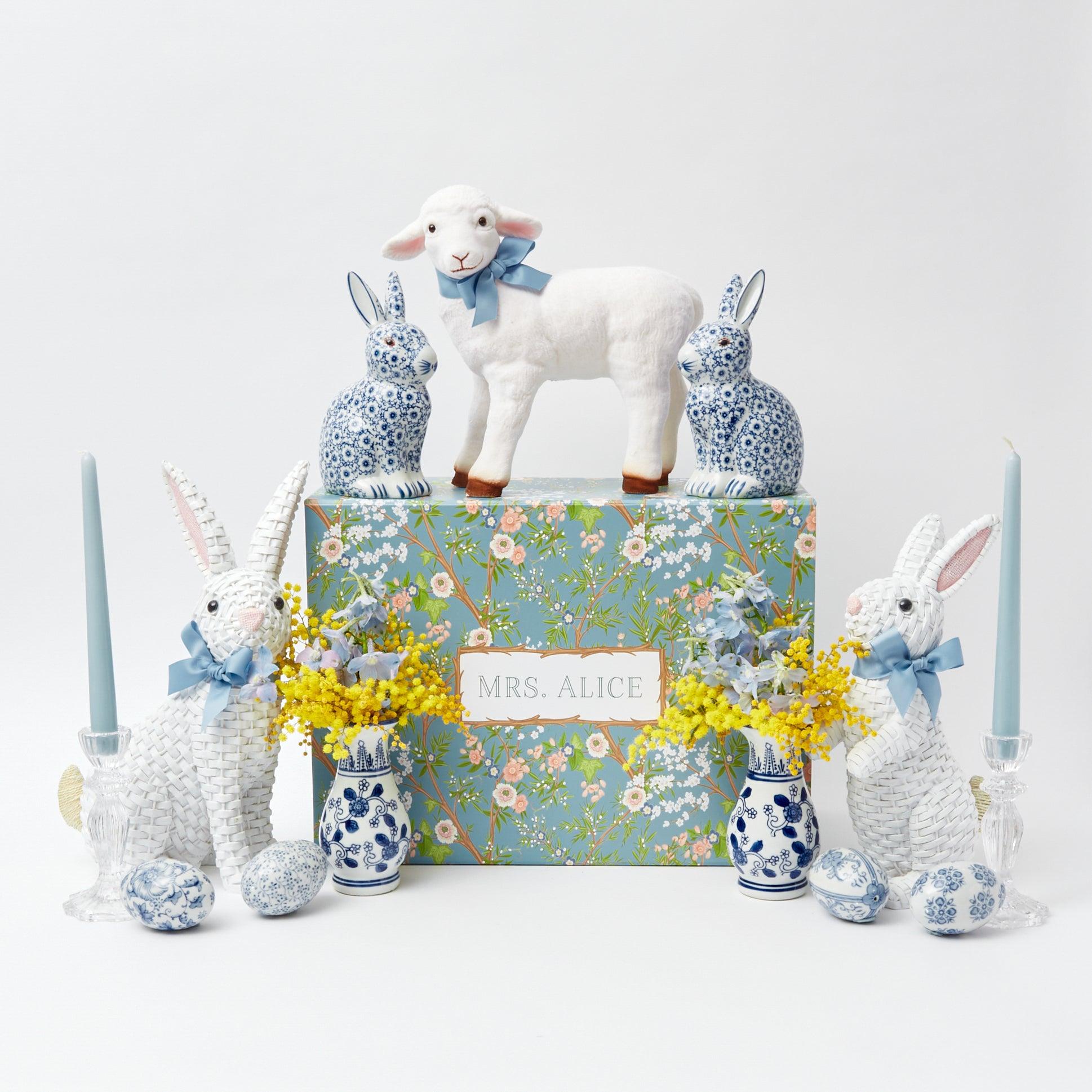 Chinoiserie Garden Tablescape – Mrs. Alice