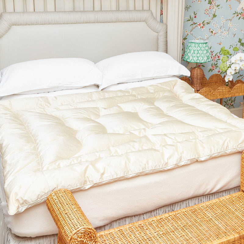 Cream Silk Eiderdown– Mrs. Alice