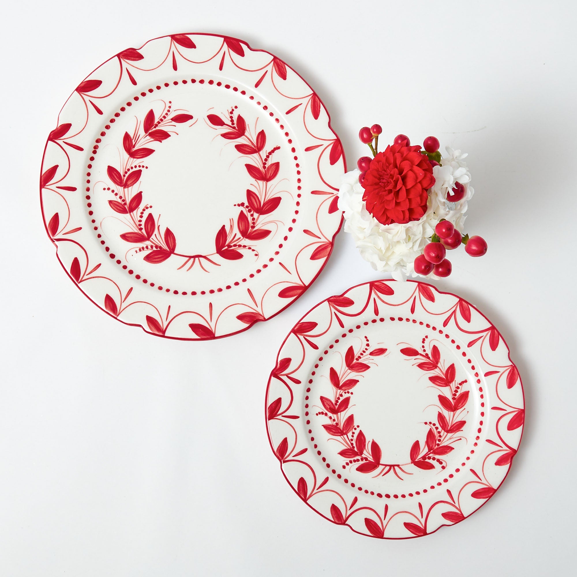 Elizabeth Red Garland Starter Plates