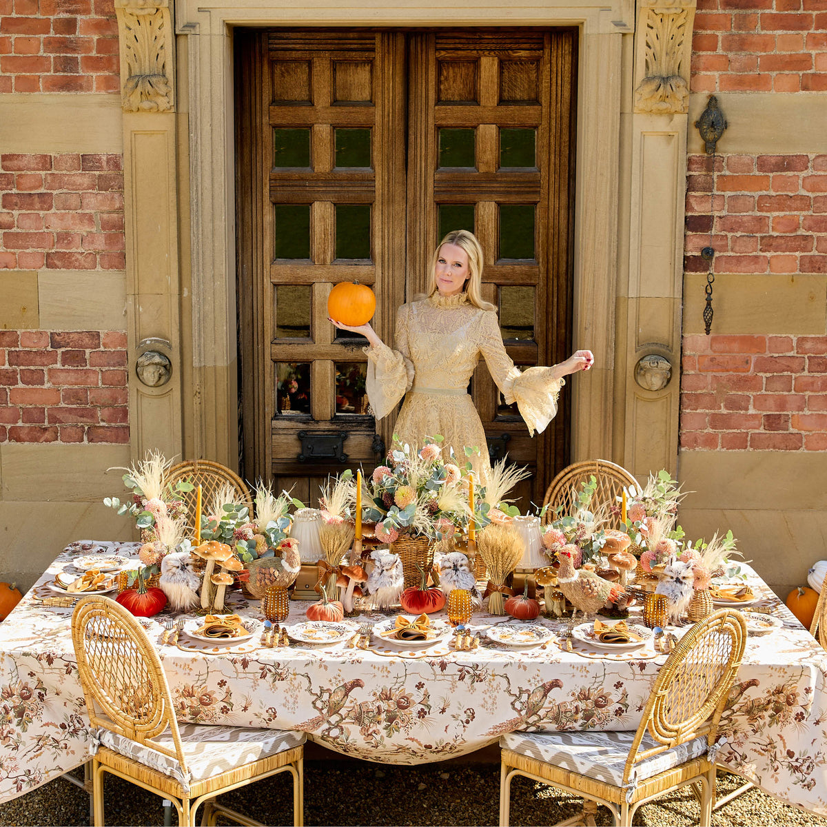 Mrs. Alice Tablescapes