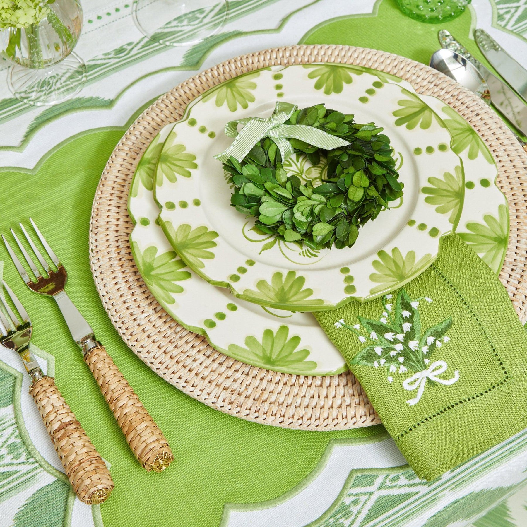 Lily of the Valley Green Linen Napkins (Set of 4)